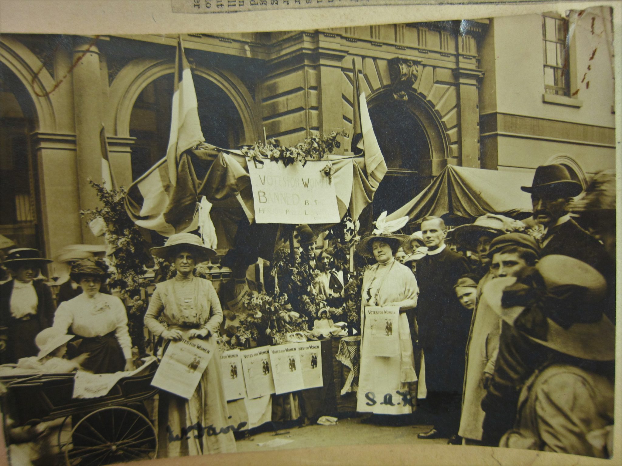 WSPU Stall – Women's History Network